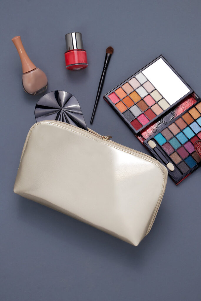 COSMETIQUERA DORAT – Kuva Comercializadora y Publicidad